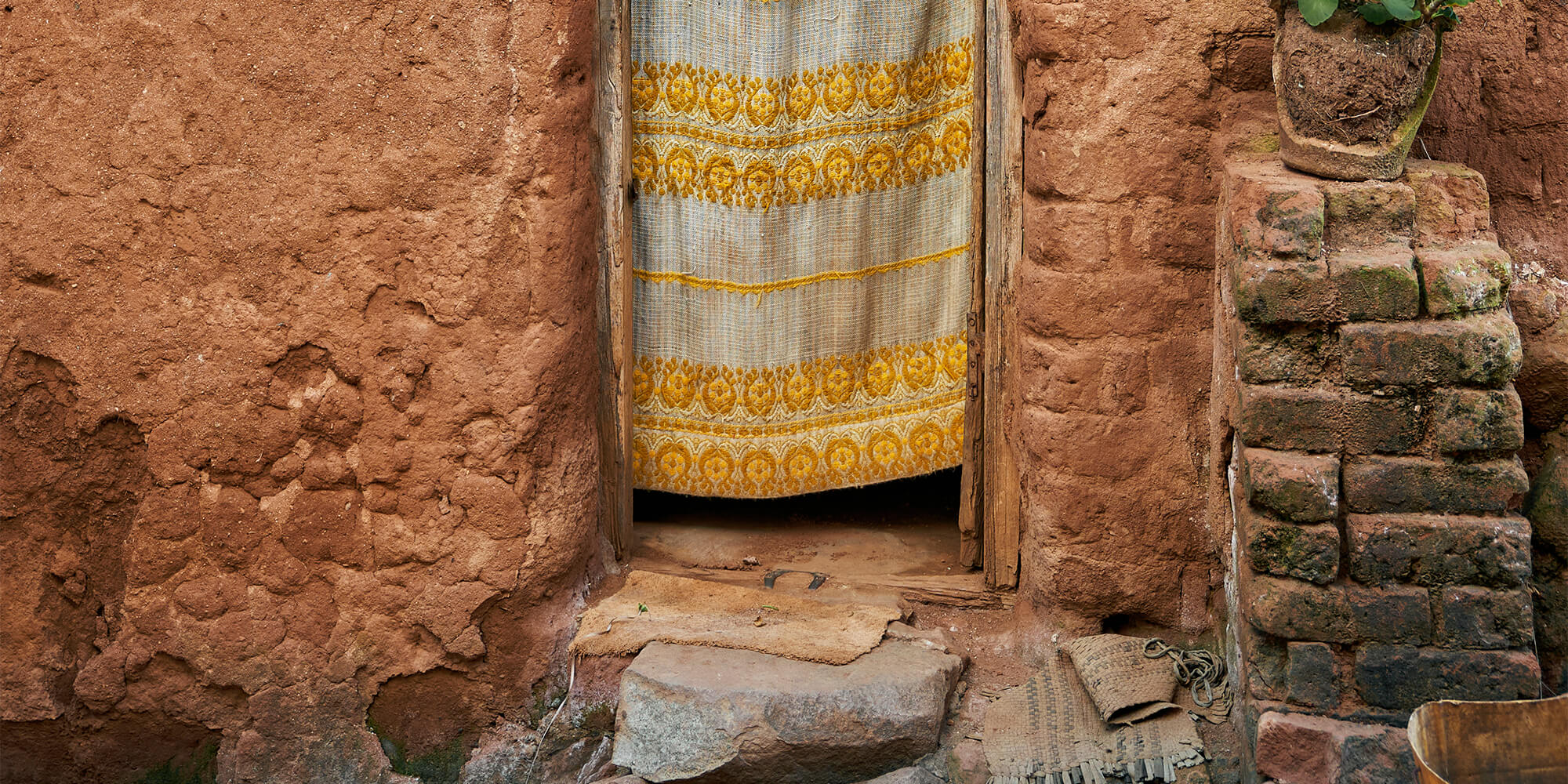 LAMBA FOREVER MANDRAKIZAY at Hakanto Contemporary, Antananarivo ...